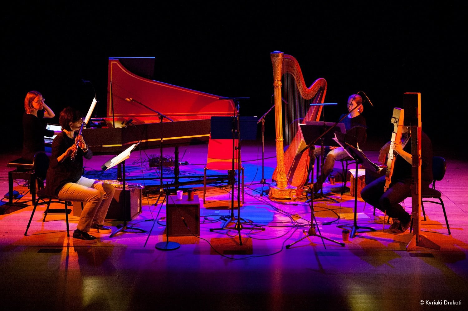 "Composition is a Cooperative Process" - airborne extended - Austrian ...